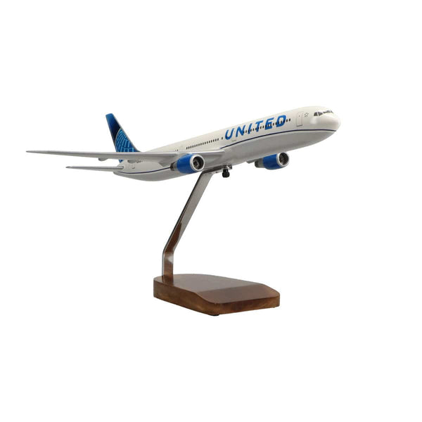 Airplane Models & Replicas – Precision Scale Models | Pilot Mall
