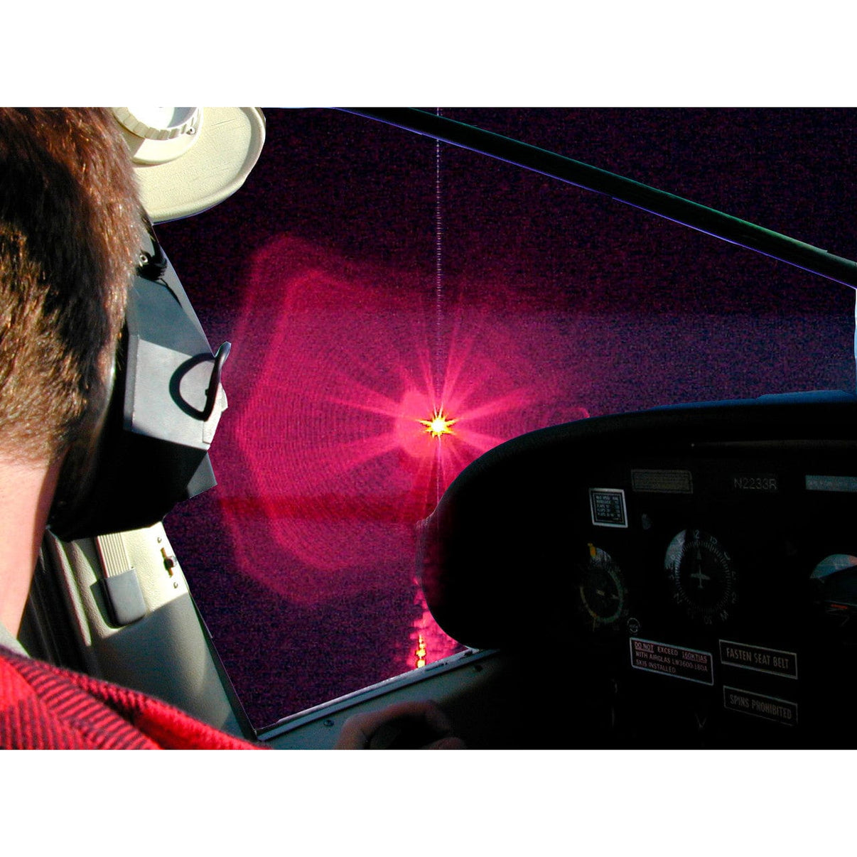 Aviation Emergency Laser Signal – 20+ Mile Range | Greatland