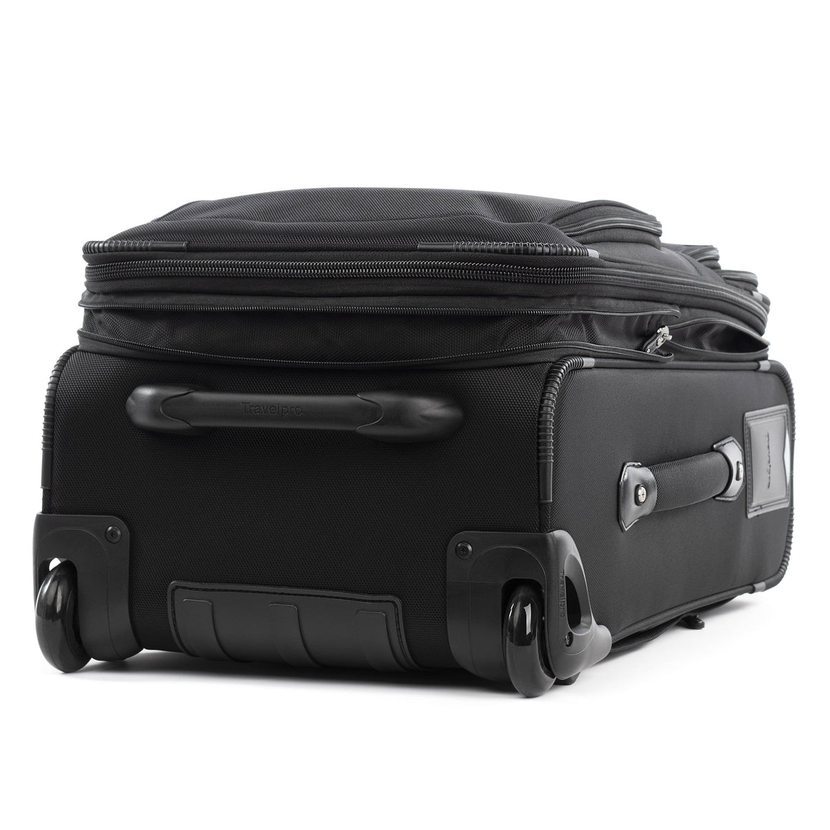 Travelpro FlightCrew5 22" Expandable | Flight Crew Luggage